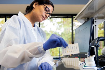 VITEK® COMPACT PRO | Pioneering Diagnostics